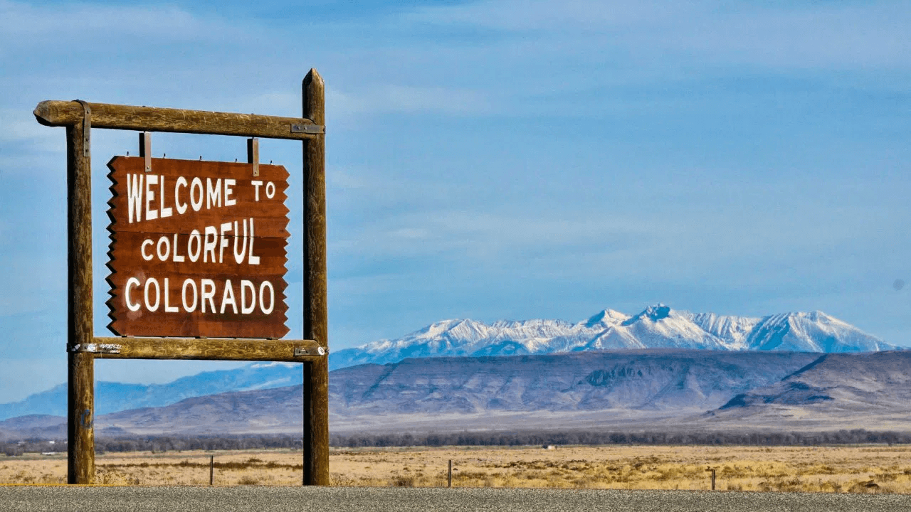 The Great Colorado Sign Challenge