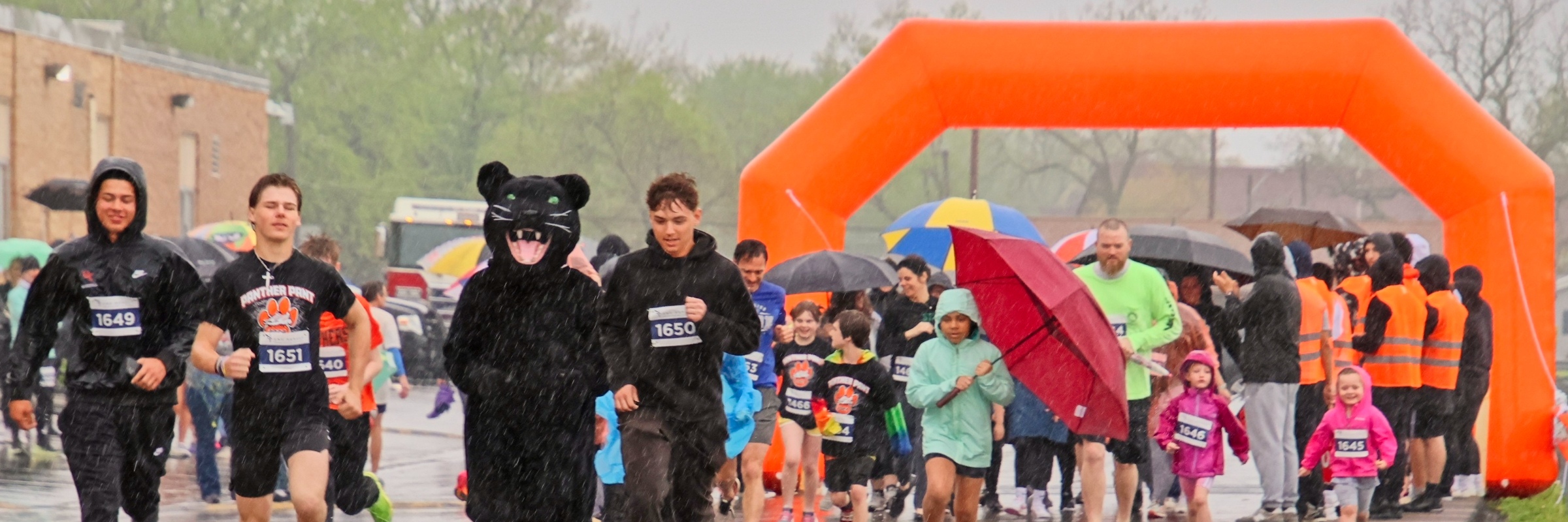 UTHS Panther Pant 3 Mile & 1 Mile Family Walk 2026 | East Moline, IL ...