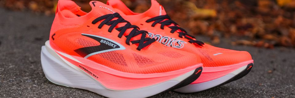 Brooks Hyperion Heat Wave Mile